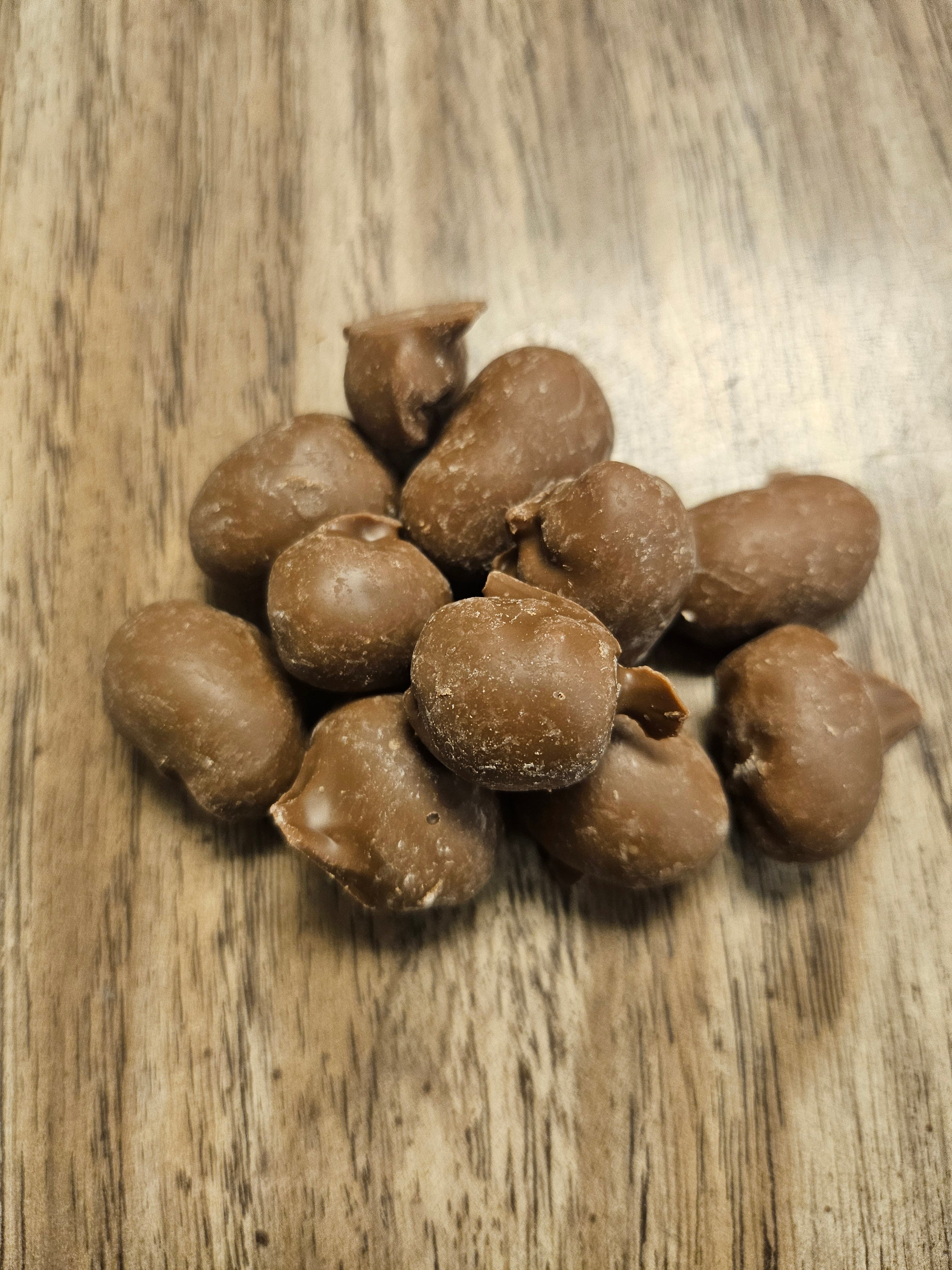 Milk Chocolate Peanuts – CK Almonds